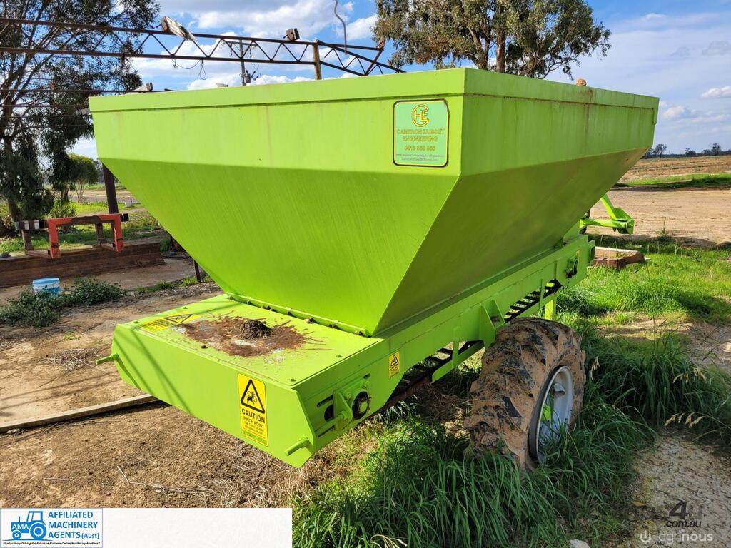 Used Cameron Hussey 4512 Cameron Hussey Chain Floor Manure Layer Tatura ...