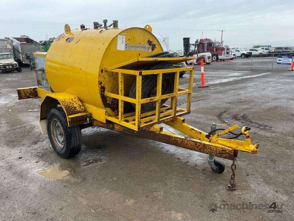 Buy Used 1998 nathan trailers 1998 Nathan Trailers Single Axle Fuel ...