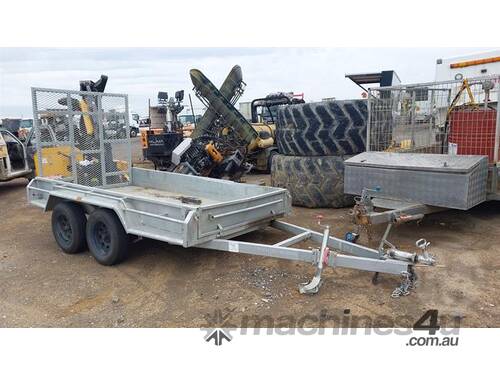 Buy Used Custom Custom Tandum Trailers (1077917) - Listed on Machines4u