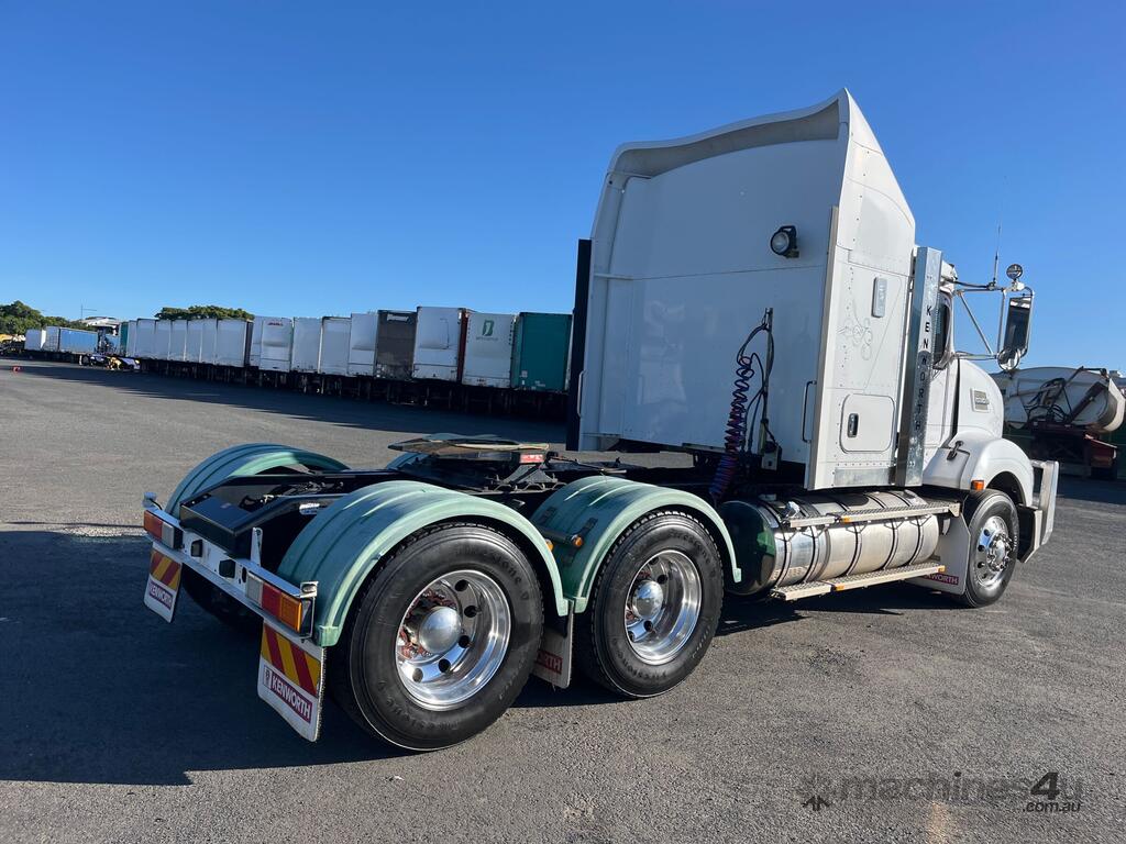 Buy Used 2015 Kenworth T409 Trucks (1114717) - Listed on Machines4u