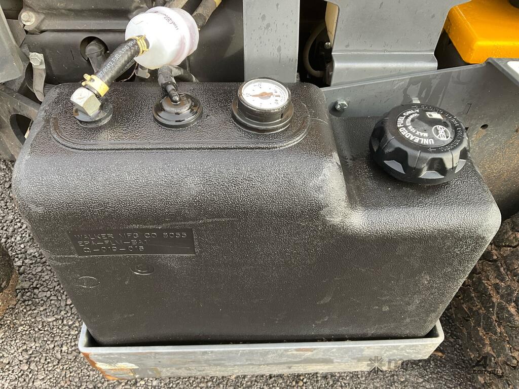 Used walker Walker MB23I-16 Zero Turn Ride On Mower Zero Turn Mowers ...