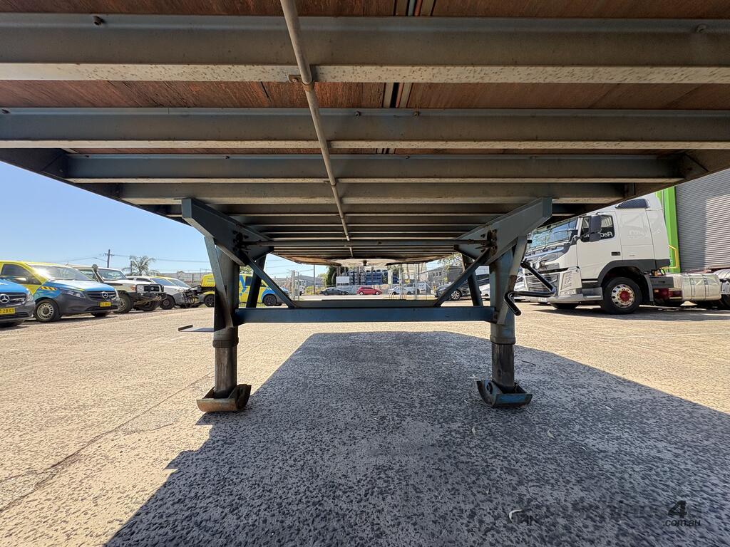 Buy Used maxi-cube 1996 Maxi-Cube Heavy Duty Tri-Axle Pantech Trailers ...