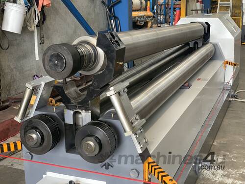 New 2022 steelmaster Heavy Duty 3100mm x 8mm Plate Curbing Roller with ...