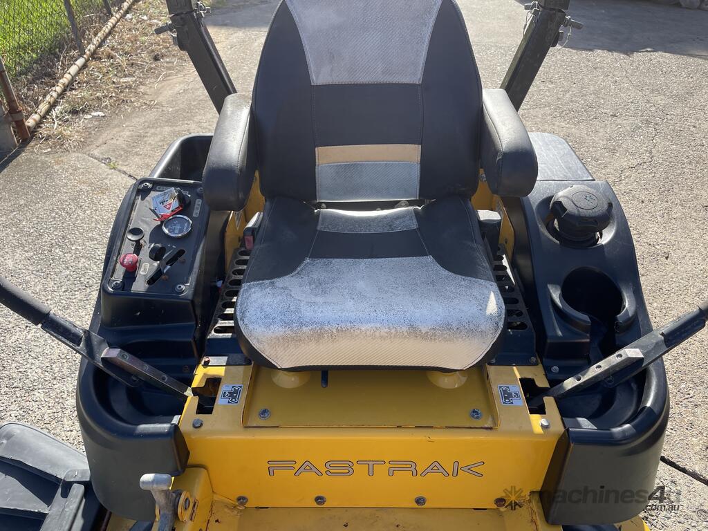 Used hustler FASTRAK 48 Zero Turn Mowers (943417)