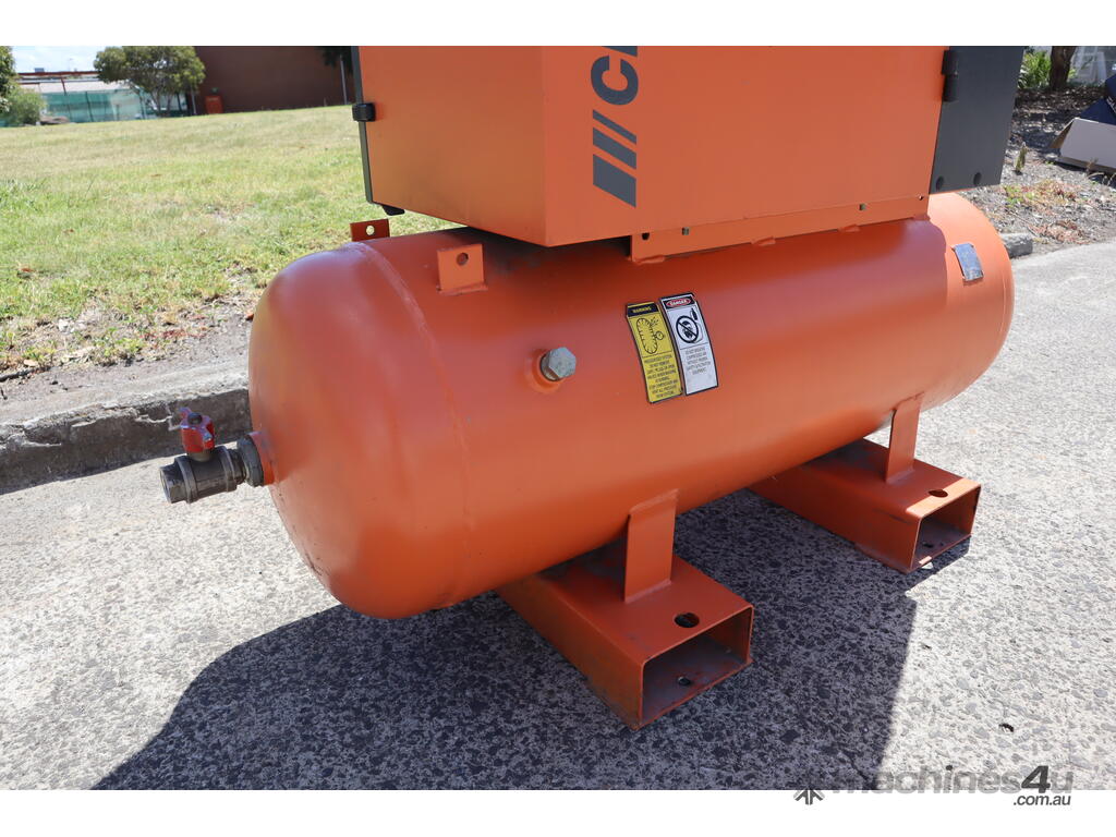 New champion CSI11 Rotary Screw Compressor (947017)