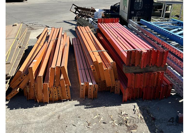 Used Large Quantity of Pallet Racking Uprights Beams and Chipboard ...