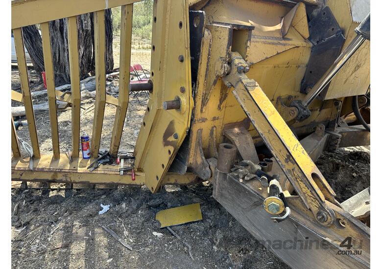 Used Caboolture Pratt Rural 18ft folding Stick rake D6T or D6R Dozer ...