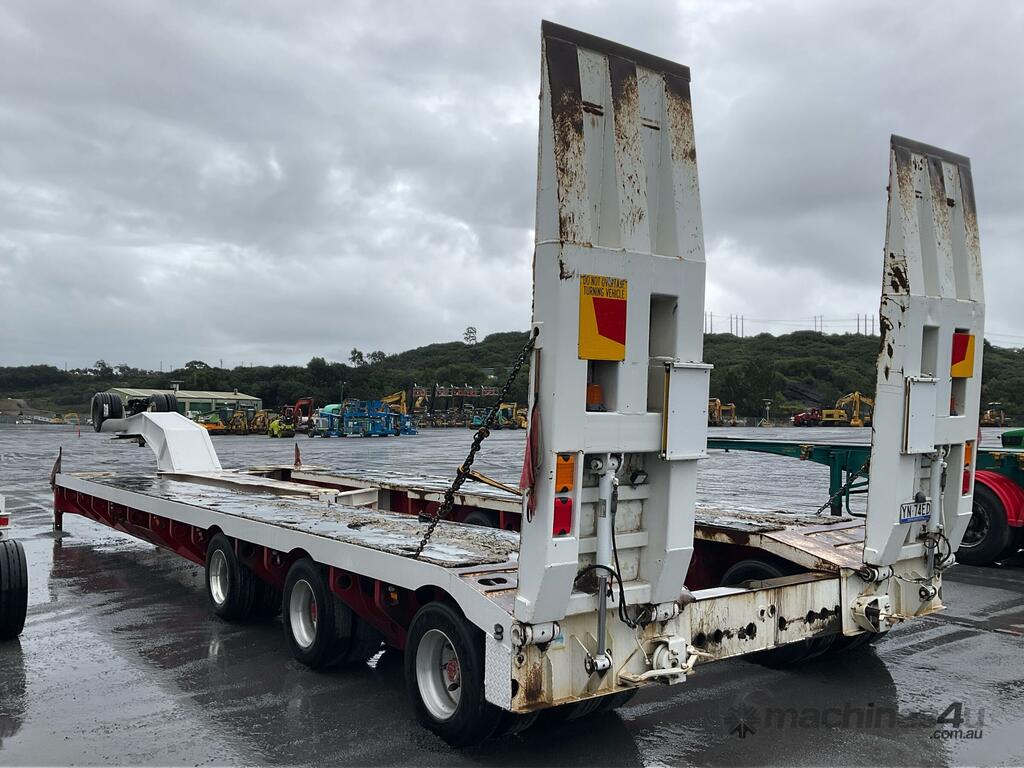 Buy Used 2006 mte 2006 MTE Tri Axle Float Trailer Trailers (1114618 ...