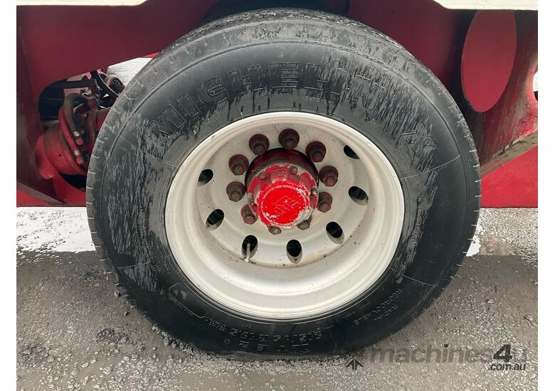 Buy Used 2006 mte 2006 MTE Tri Axle Float Trailer Trailers (1114618 ...