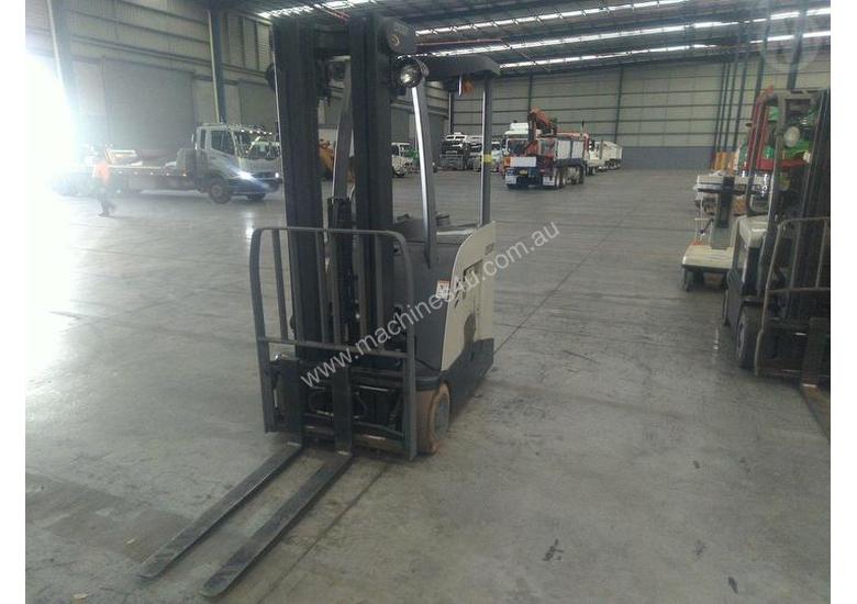 Used Crown Crown RC5535-35TT208 Forklifts and Stackers in , - Listed on ...