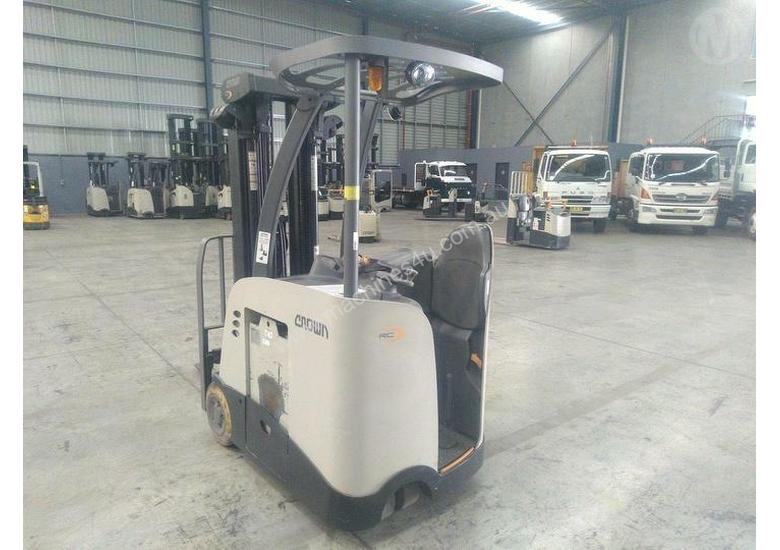 Used Crown Crown RC5535-35TT208 Forklifts and Stackers in , - Listed on ...