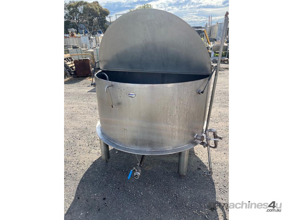 Used J.C. BUTKO ENGINEERING PTY lTD 1400 Stainless Steel Tanks in ...