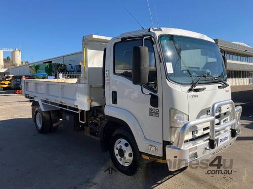 Buy Used 2010 Isuzu FRR500 Tipper Trucks in , - Listed on Machines4u