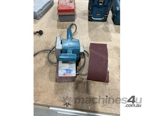 Used Makita 9924DB 240V Belt Sander Power Tools in , - Listed on Machines4u