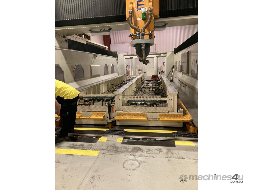 Used breton 5 AXIS BRETON MATRIX Vertical Machining Centre 5 Axis or ...