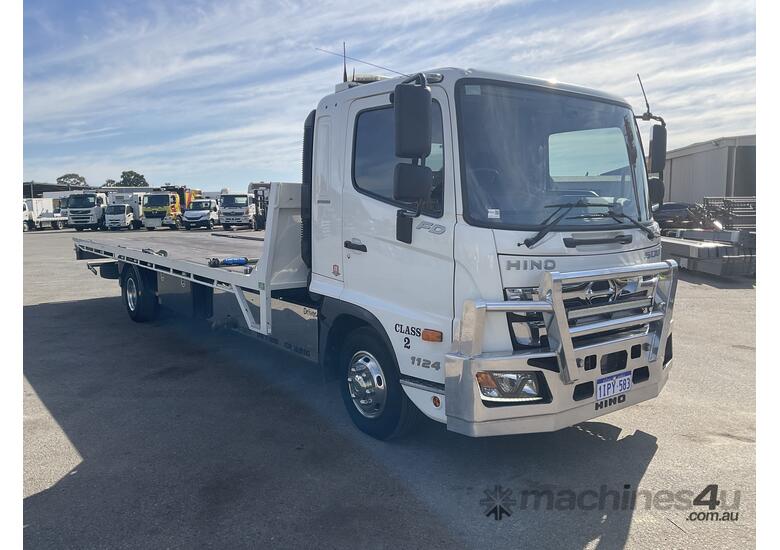 Buy Used Hino 2022 Hino 500 FD 4x2 Tilt Tray Trucks (1115919) - Listed on Machines4u