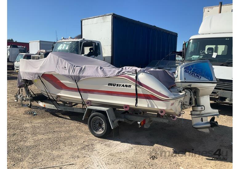 Buy Used 1996 Mackay Multi-Link 1996 Mackay Multi-Link Single Axle Boat ...