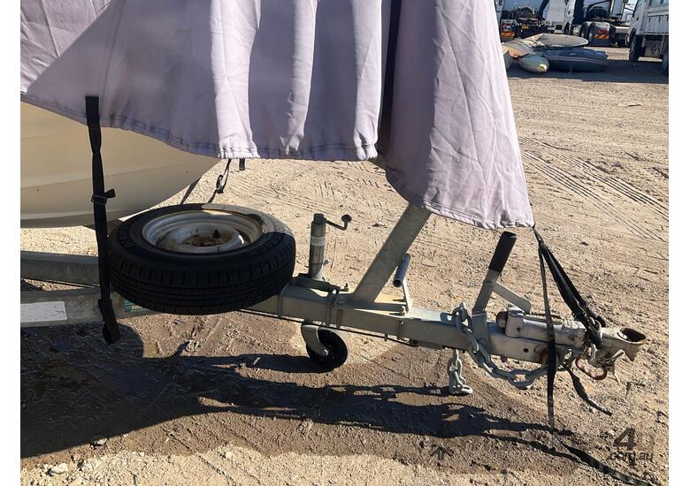 Buy Used 1996 Mackay Multi-Link 1996 Mackay Multi-Link Single Axle Boat ...