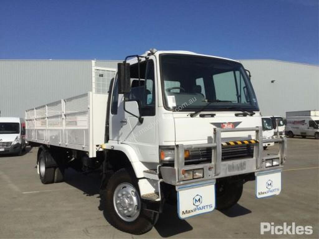 Buy Used gt 1995 Hino GT Utes in , - Listed on Machines4u