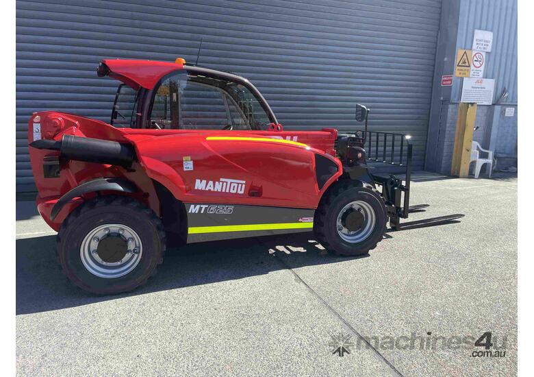 Used 2012 manitou MT 625 Telehandler in , - Listed on Machines4u