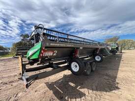 Used 2020 midwest 2020 Midwest 60ft Draper Front 4 axle Midwest Trailer ...