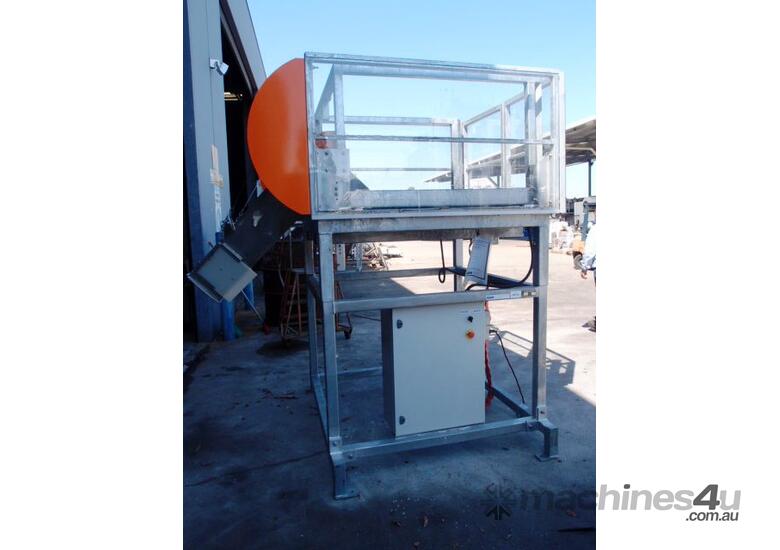 Used east west engineering IBC Tilting Platform Capacity 500kg Field ...