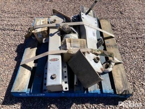 Buy Used Maxus Trailer Landing Legs - Electric Driven Ex Defence Dept ...