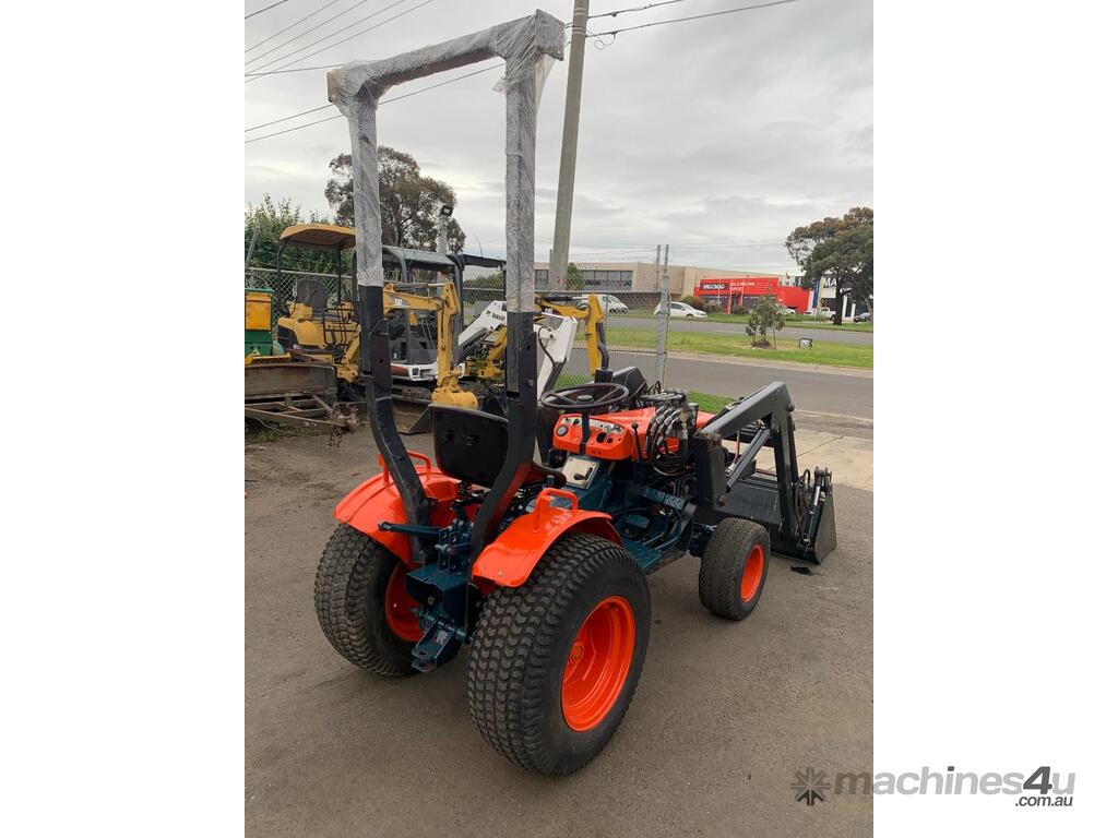 Used Kubota B7100 HST Tractors in BROOKLYN, VIC