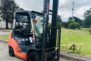 Second (2nd) Hand - Used Forklifts for Sale Melbourne, VIC