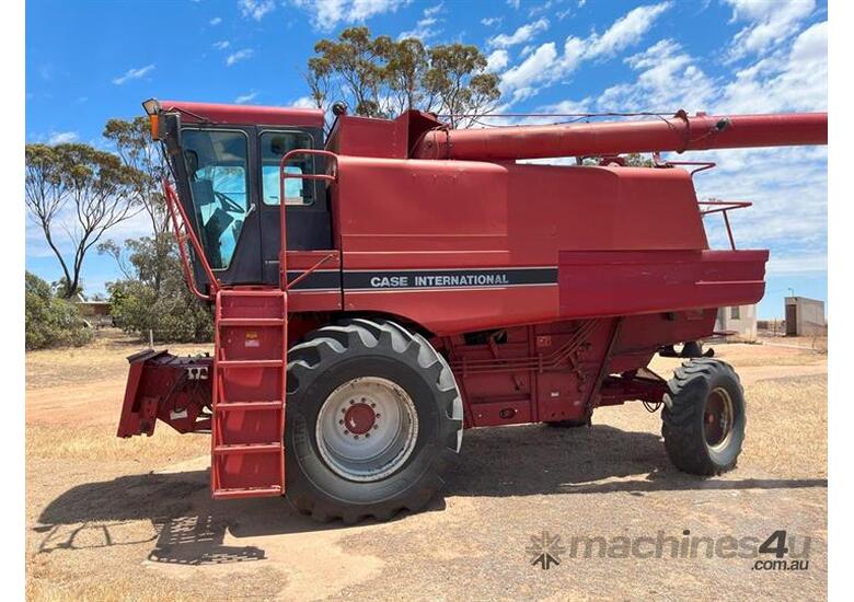 Used Case IH Case IH 1666 Combine Harvester in , - Listed on Machines4u