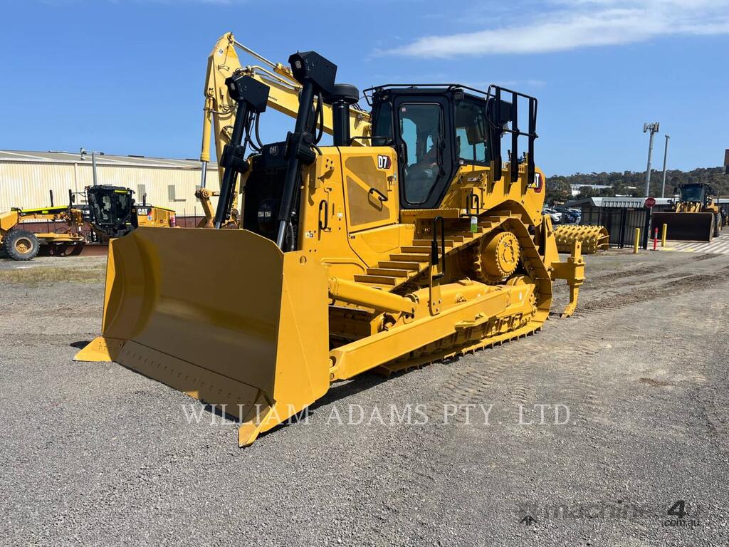 Used 2022 CAT D7 Dozer (1023820)