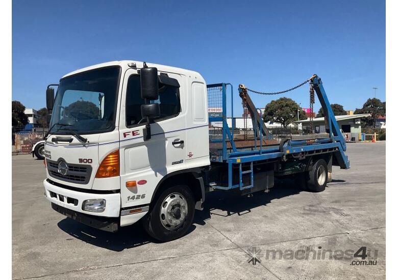 Buy Used 2015 Hino 2015 Hino FE500 1426 Skip Bin Truck Skip Bin Trucks ...