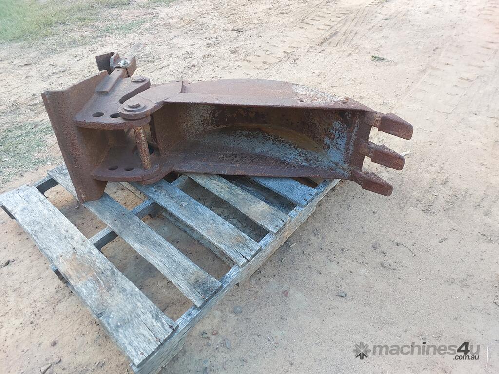 Used Trenching Bucket 300MM Skid Steer Buckets (1077620)