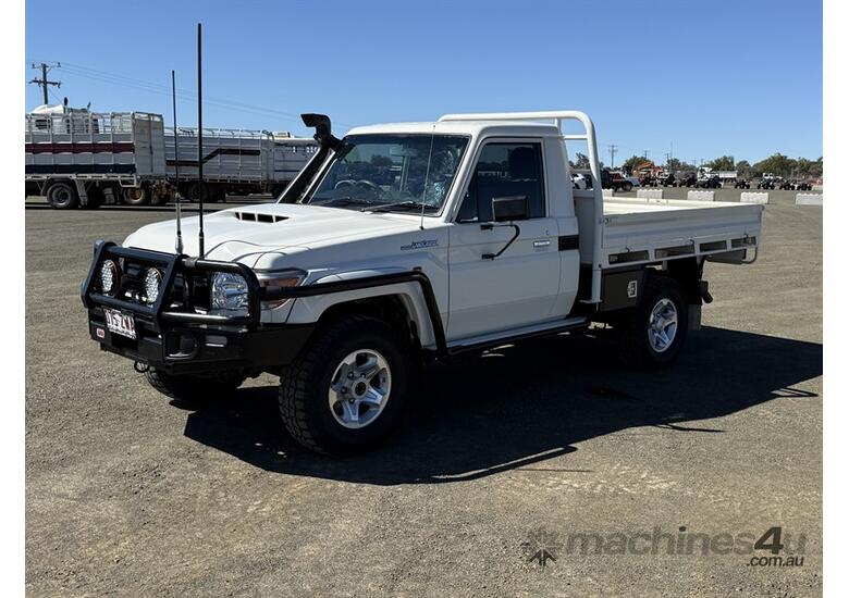 Buy Used 2020 Toyota 2020 TOYOTA LANDCRUISER WORKMATE UTE Utes (1146020 ...