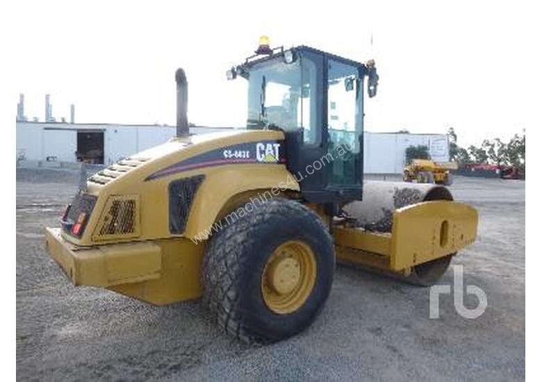 Used 2007 Caterpillar CS663E Roller Compactors in , - Listed on Machines4u