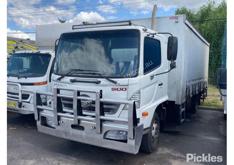 Buy Used Hino 2006 Hino FD1J Series 2 Tautliner Truck in , - Listed on Machines4u