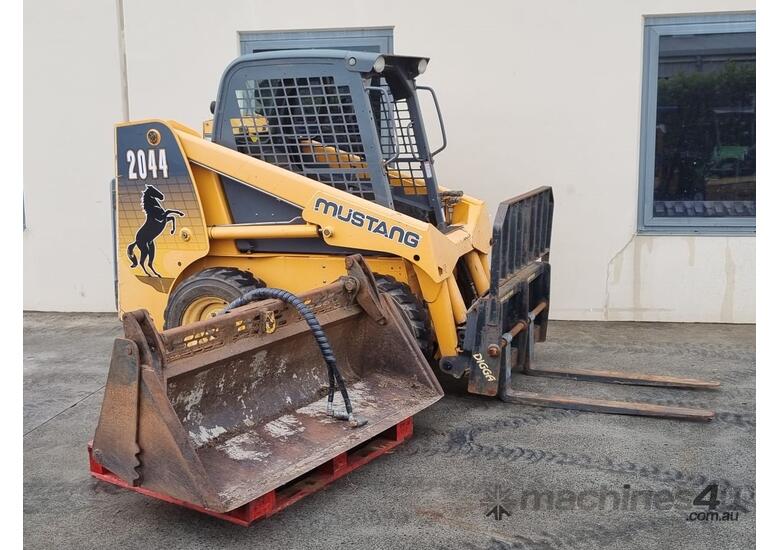 Used mustang 2044 Skid Steer Loaders in , - Listed on Machines4u
