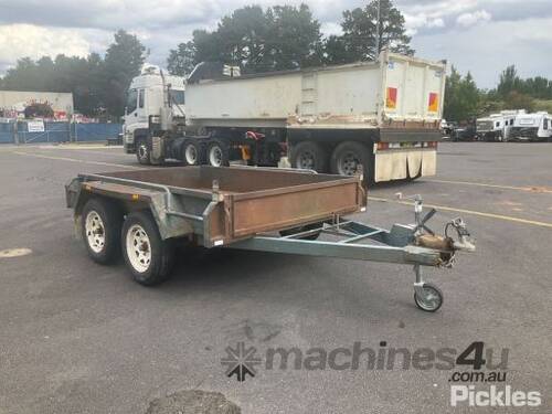 Buy Used 2009 Resort 2009 Resort 8x5 Tandem Axle Box Trailer Trailers ...