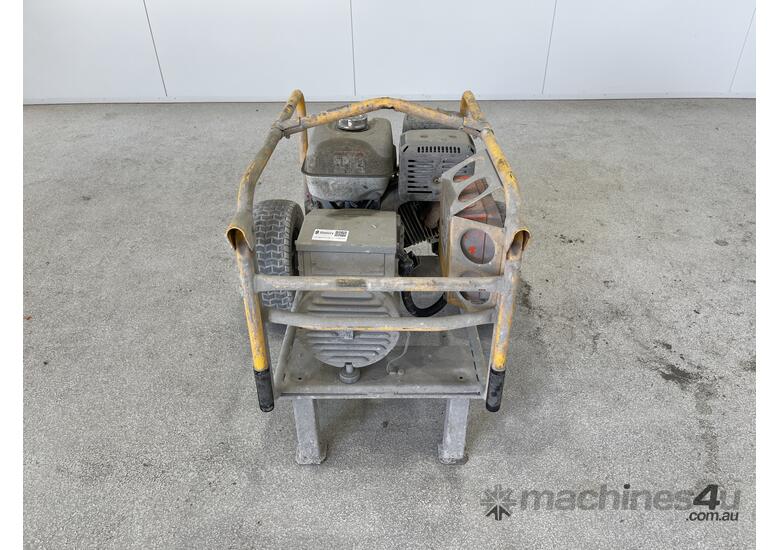 Buy Used Powerlite Honda generator Tradie Generators in , - Listed on ...