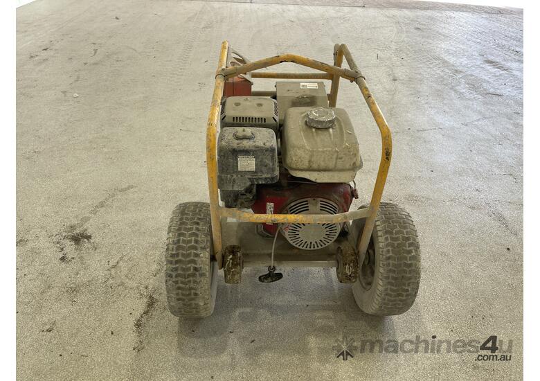 Buy Used Powerlite Honda generator Tradie Generators in , - Listed on ...