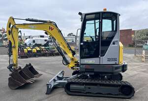 Used Mini Excavators - Second (2nd) Hand Mini Excavators - for sale
