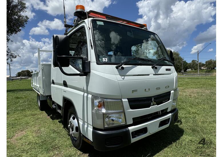 Buy Used 2014 Mitsubishi CANTER 515 Tipper Trucks (1060921) - Listed on Machines4u