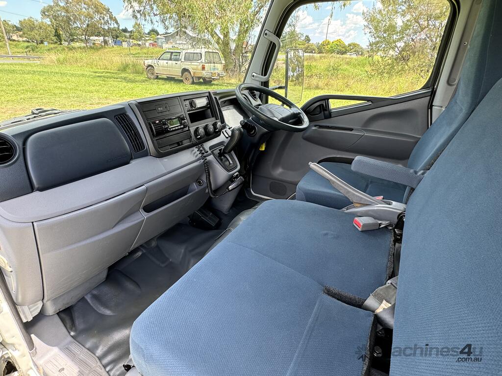 Buy Used 2014 Mitsubishi CANTER 515 Tipper Trucks in INVERELL, NSW