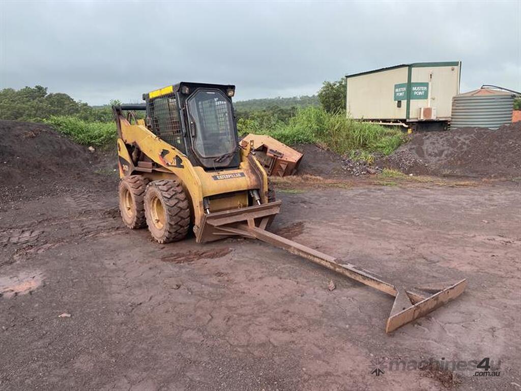 Used Caterpillar 242B Skid Steer Loaders (1074621) - Listed on Machines4u