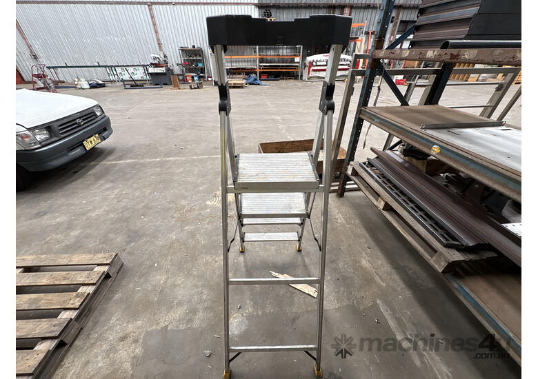 Used bailey Bailey A-Frame Platform Ladder Ladders (1071922) - Listed ...