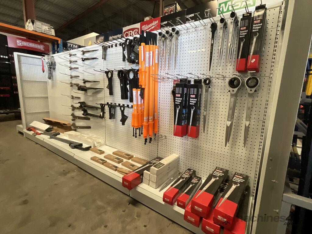 Used Miscellaneous Contents On Shelves Only (1098422)