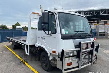 Tilt Tray Trucks for Sale - New & Used Available | Machines4U