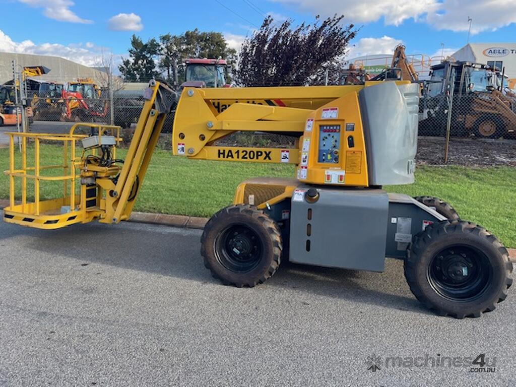 Used 2009 haulotte HA 120 PX Articulated Boom Lifts in MALAGA, WA