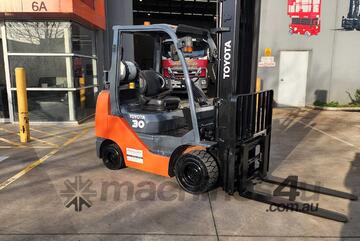 Used Toyota Forklift - Second Hand Toyota Forklift
