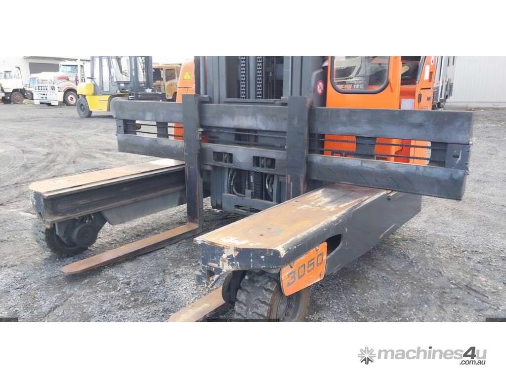 Used hubtex DQ 40-g Side Loader Forklift in ST MARYS, NSW